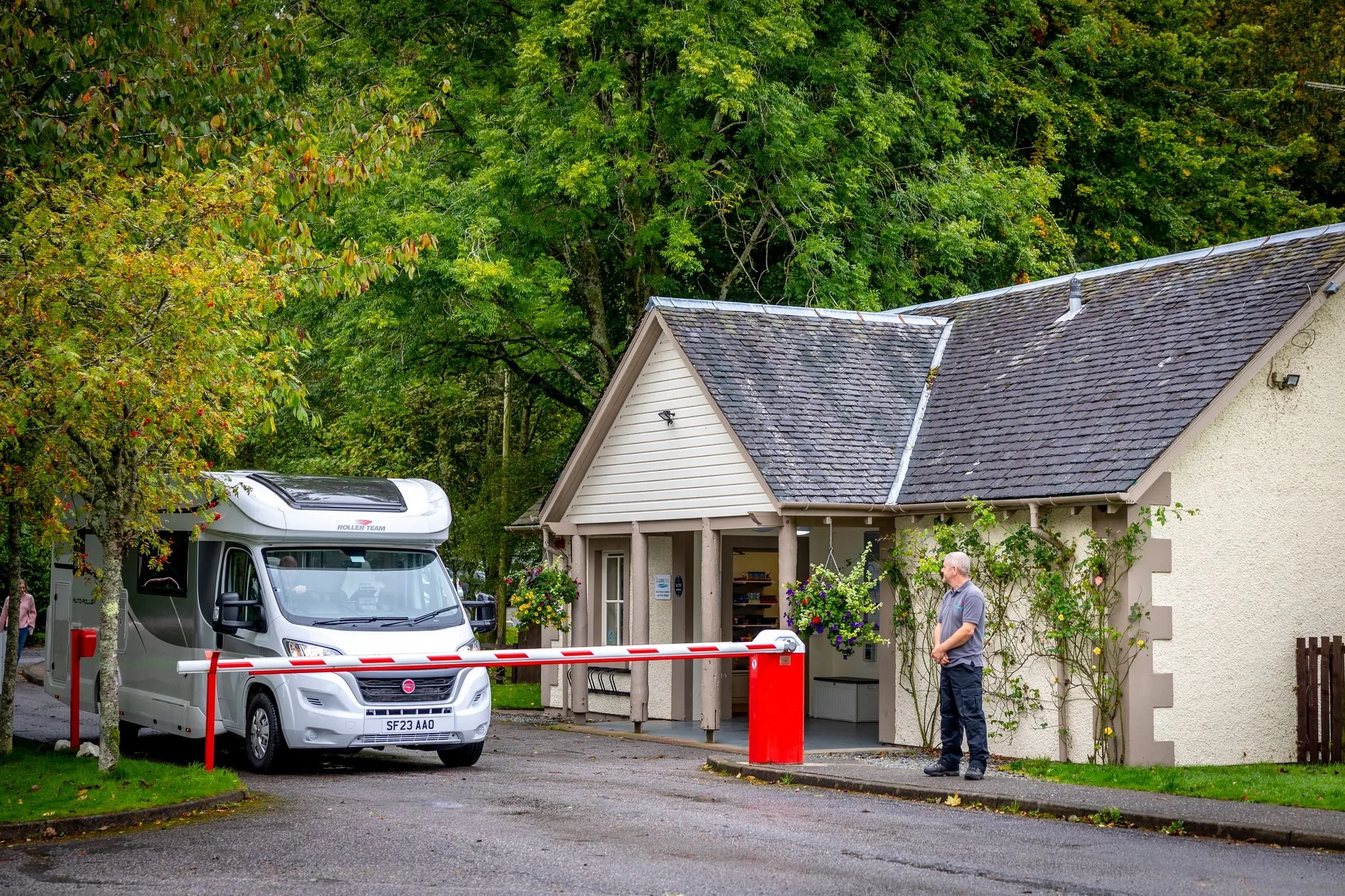 Luss Caravan & Camp Site | Explore & Book Your Stay Today