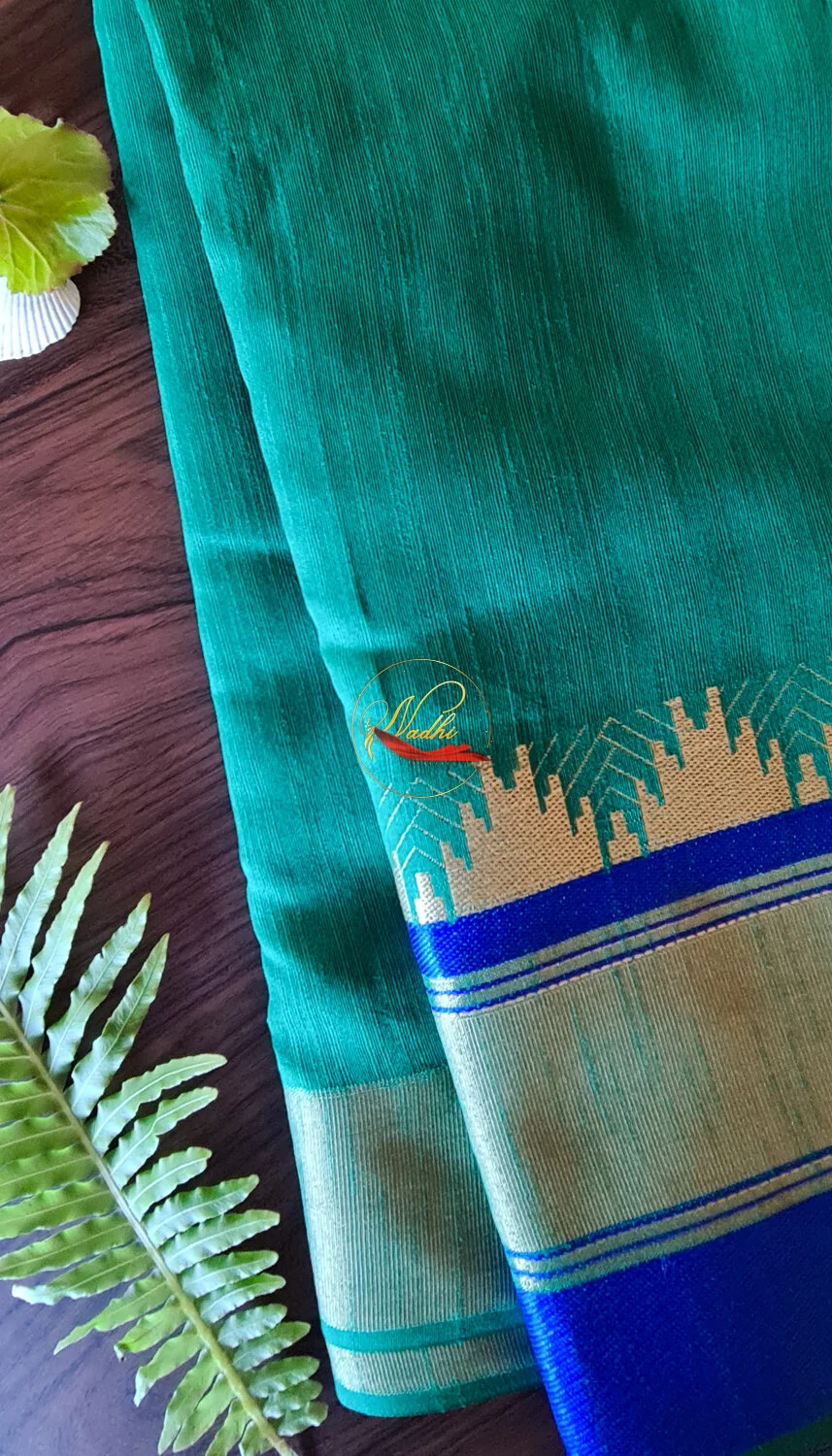 Nadhi | The Saree store