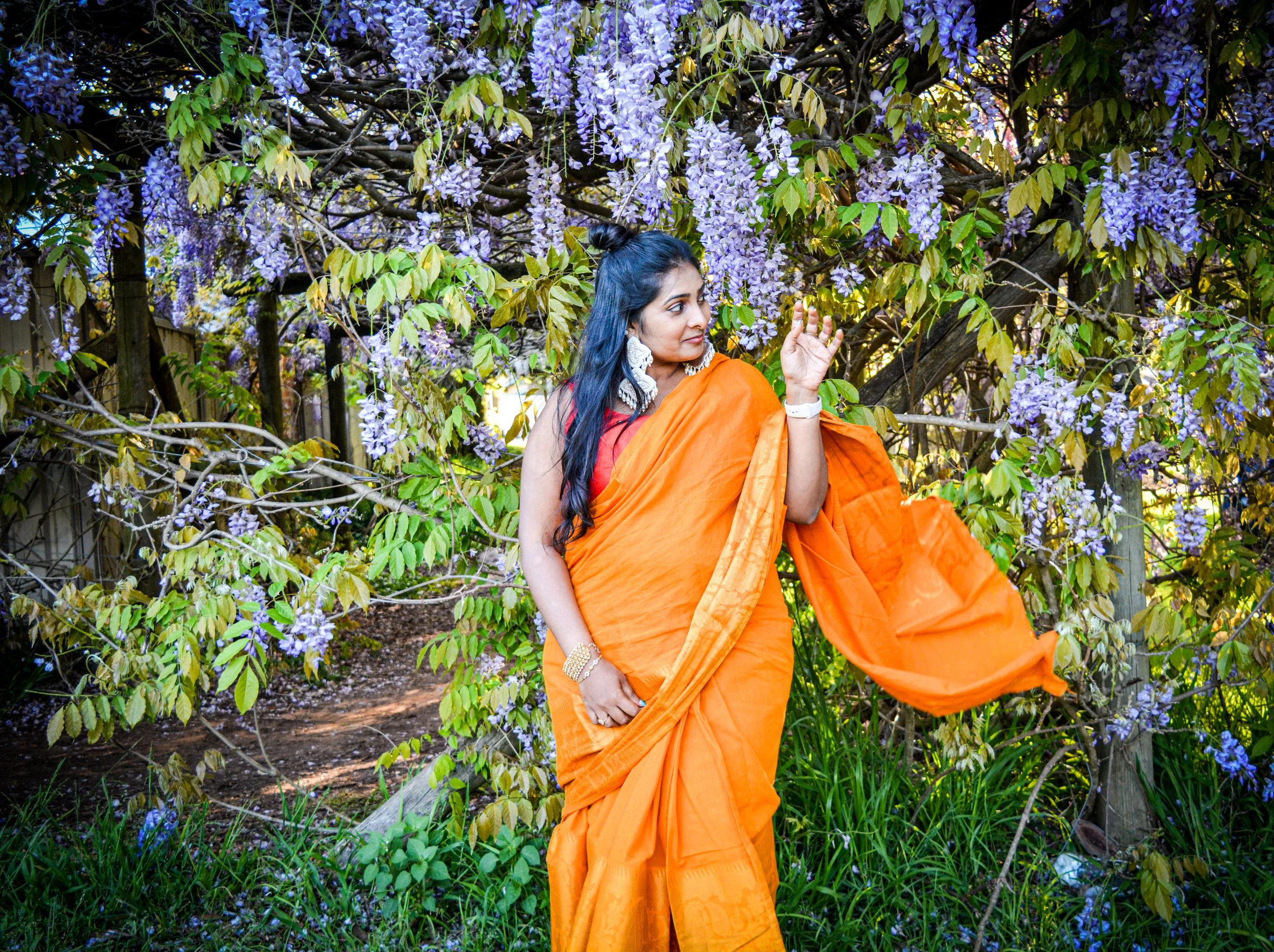Buy Sarees Online - Nadhi