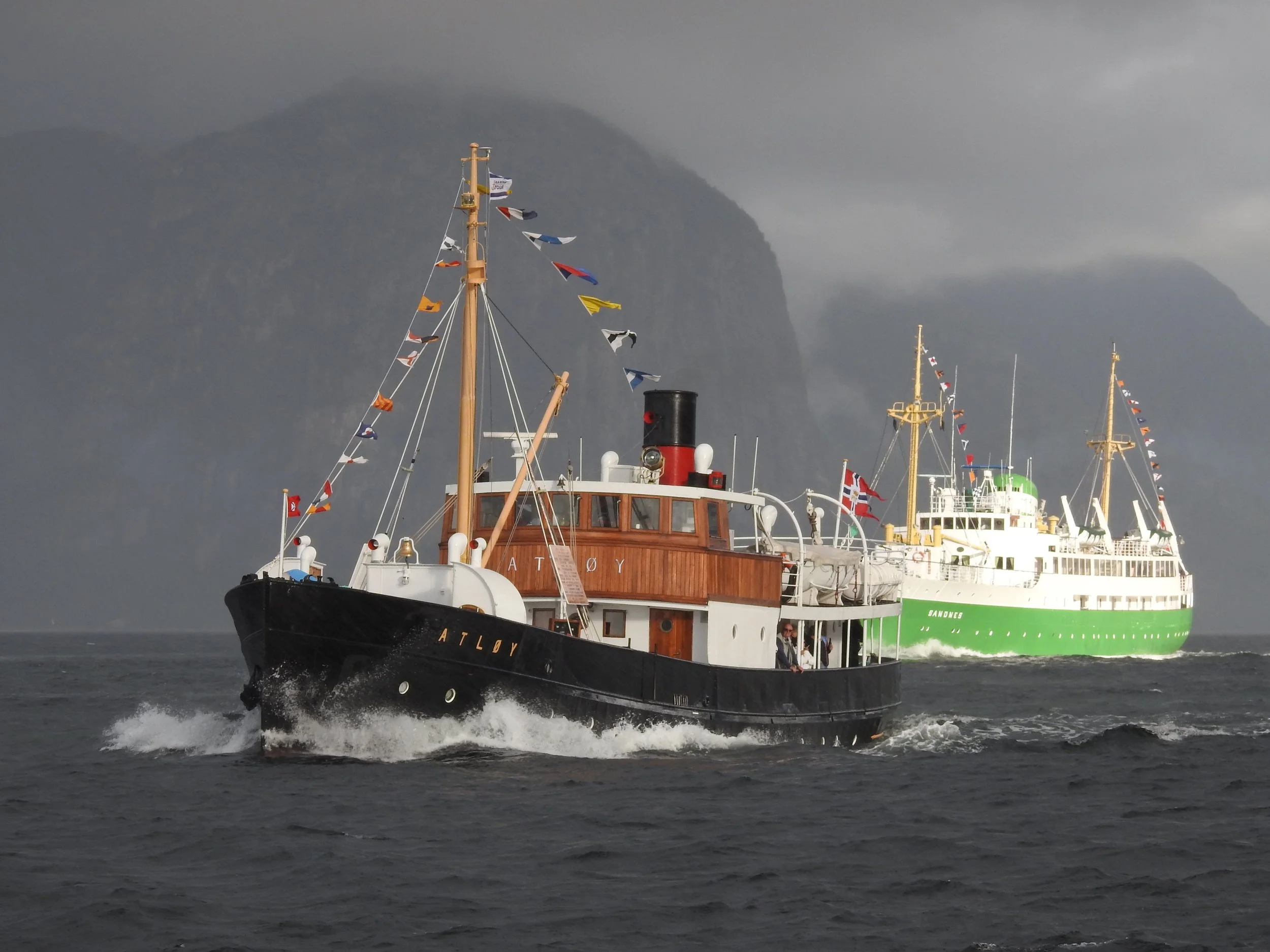 Tidligere Bilder — Nordhordland Veteranbåtlag