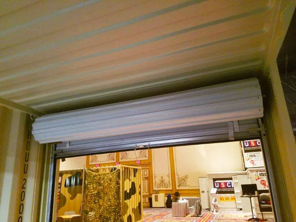 shipping container roller door kit — Super Cubes