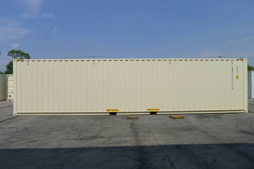 Super Cubes sells new shipping containers and used shipping containers.