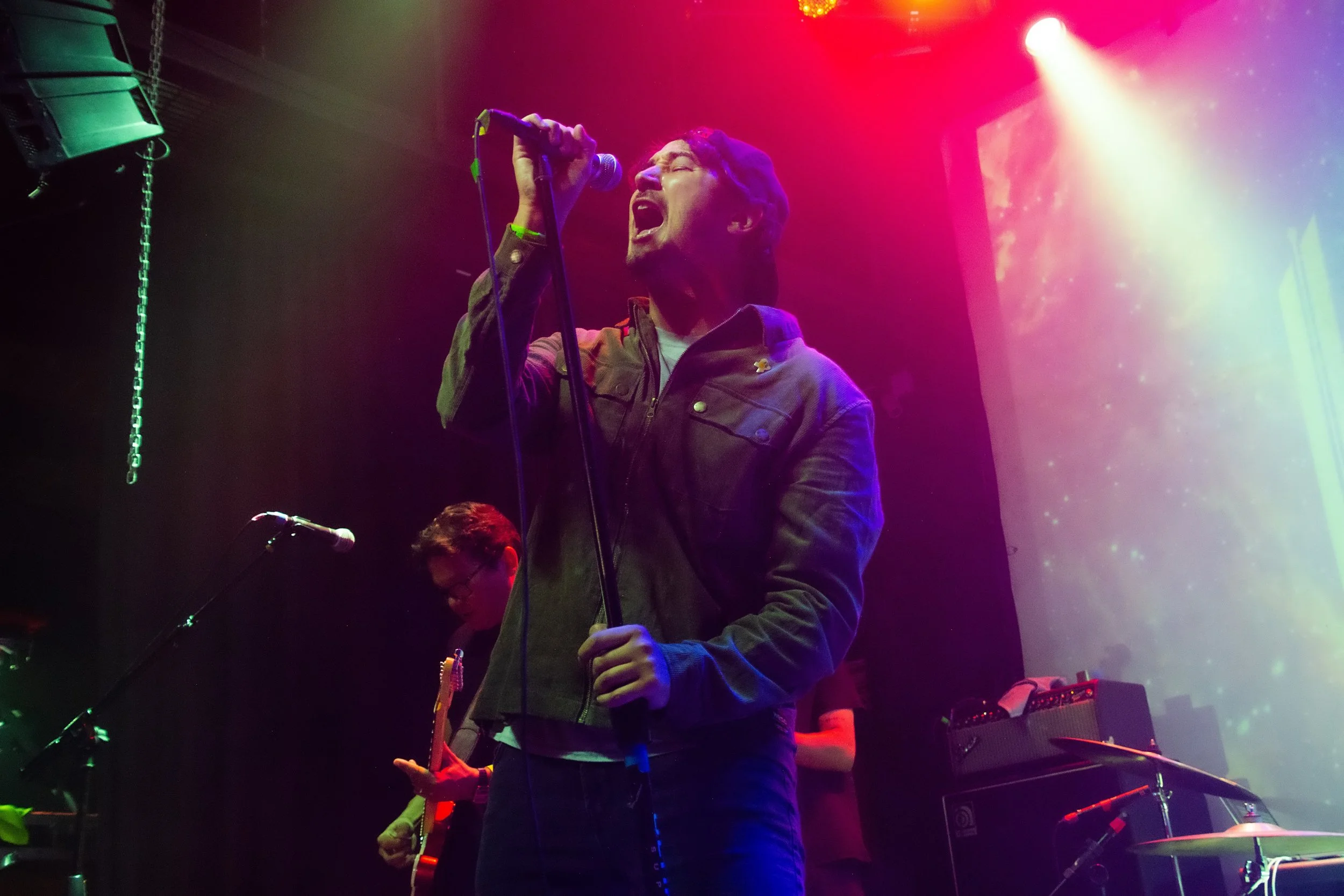 Insite dio un show sorpresa muy íntimo en el Foro Indie Rocks! | Tiqfun