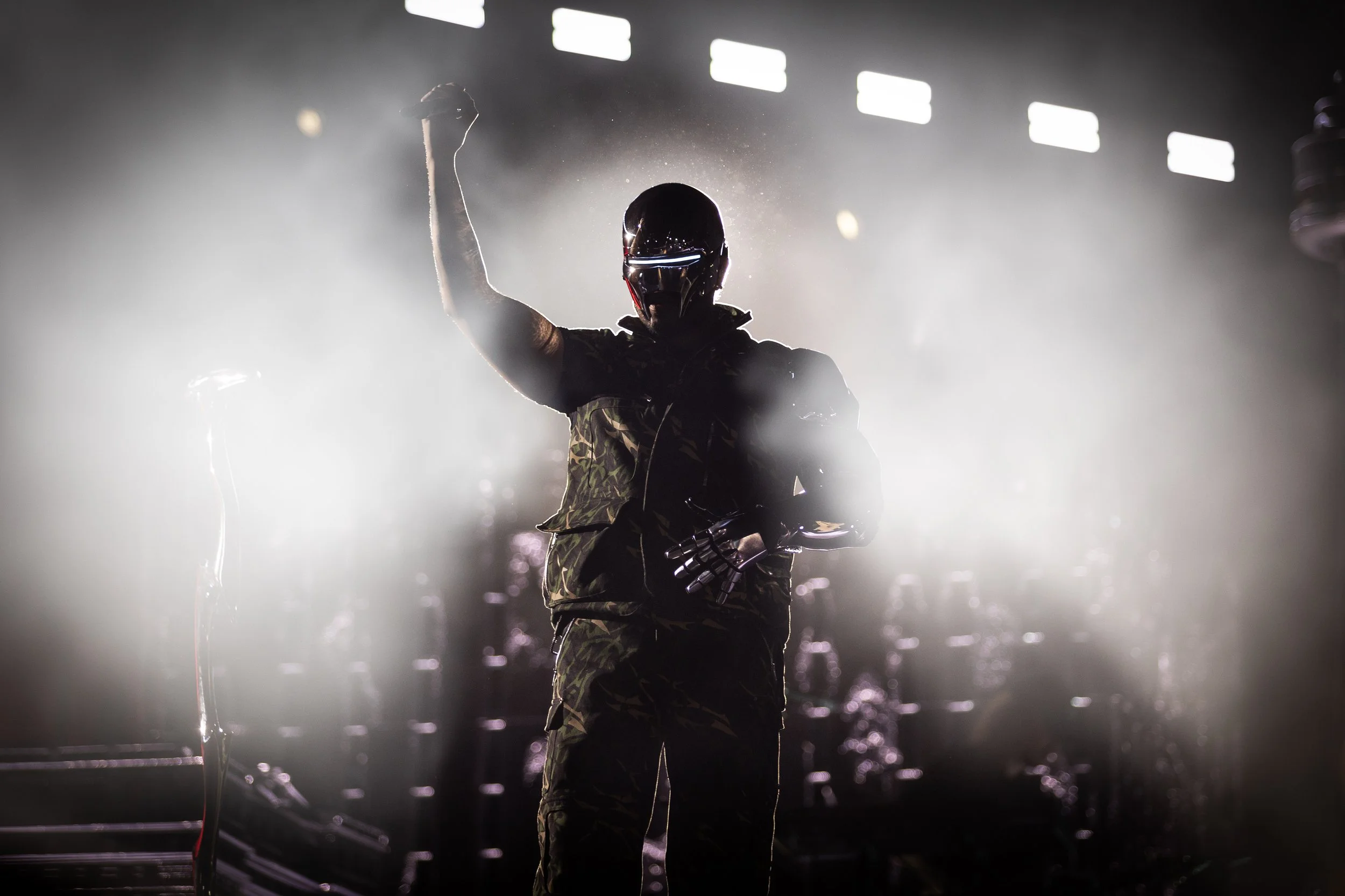 Dos lunas brillaron sobre la noche para recibir a The Weeknd en ...