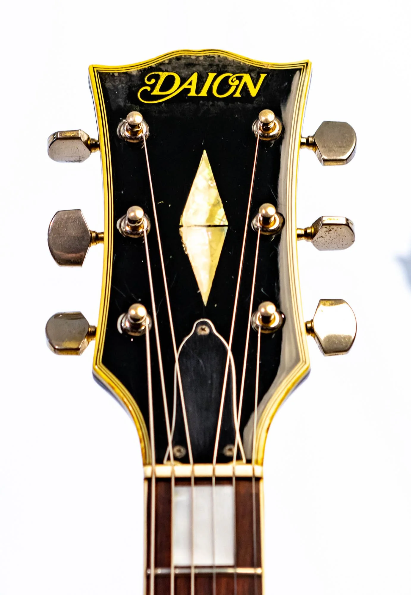 Daion DLP-35B (Black) single cutaway (Les Paul Custom). Rebranded ...