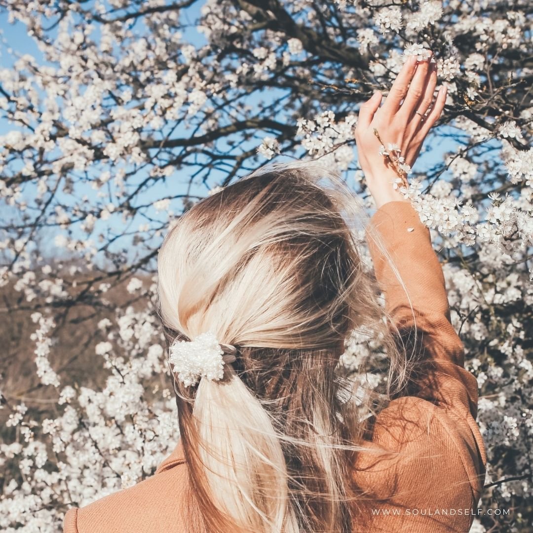 Soul and Self | Feminine Healing, Radiance & Soul