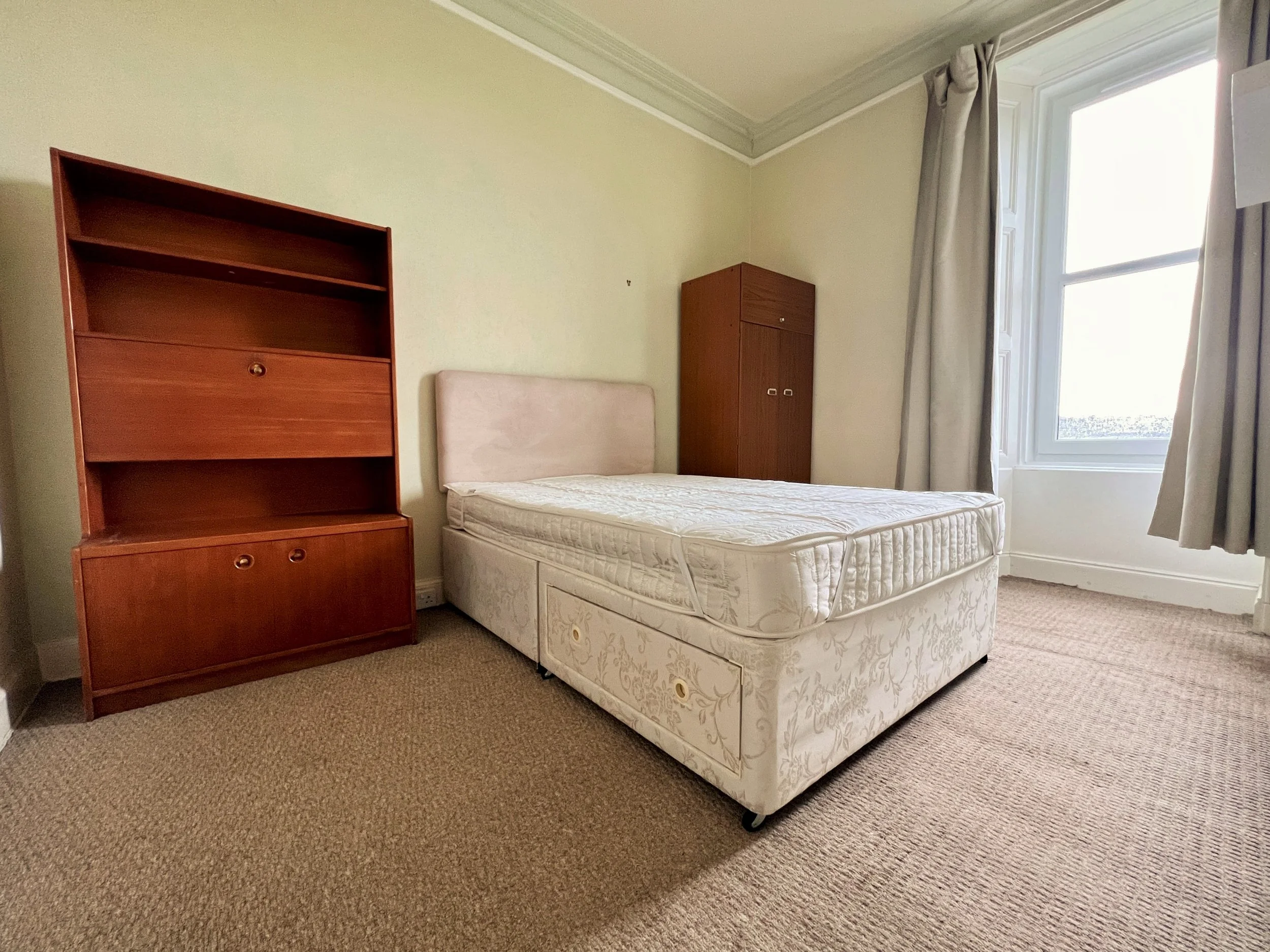 175 Easter Road — Connell & McFadden