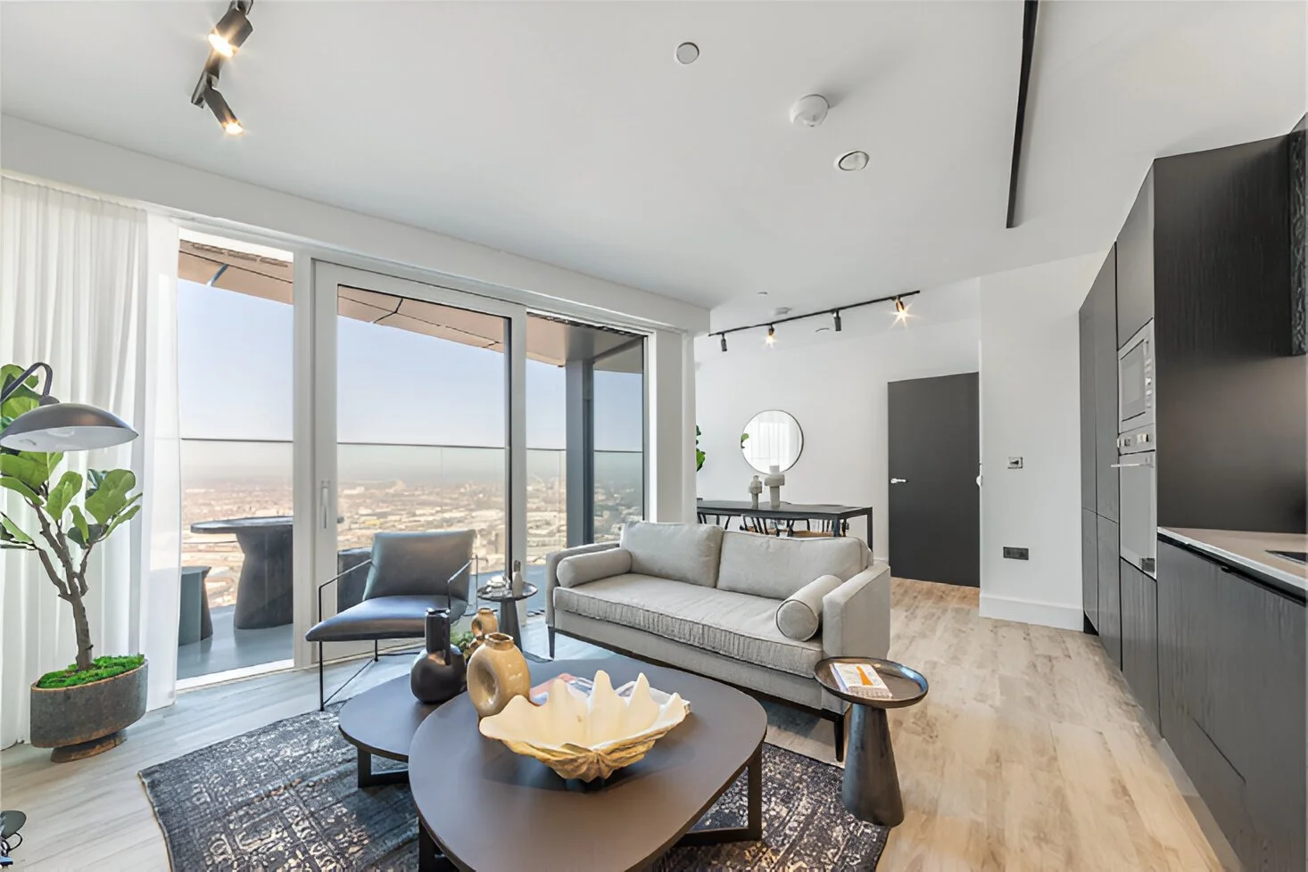 Where do Most Imperial College Students Live? — Student Luxe Apartments