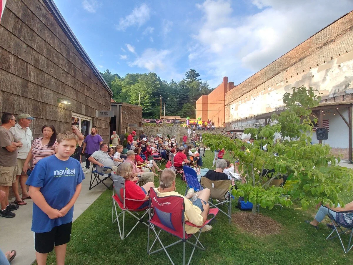 About — Discover Spruce Pine NC