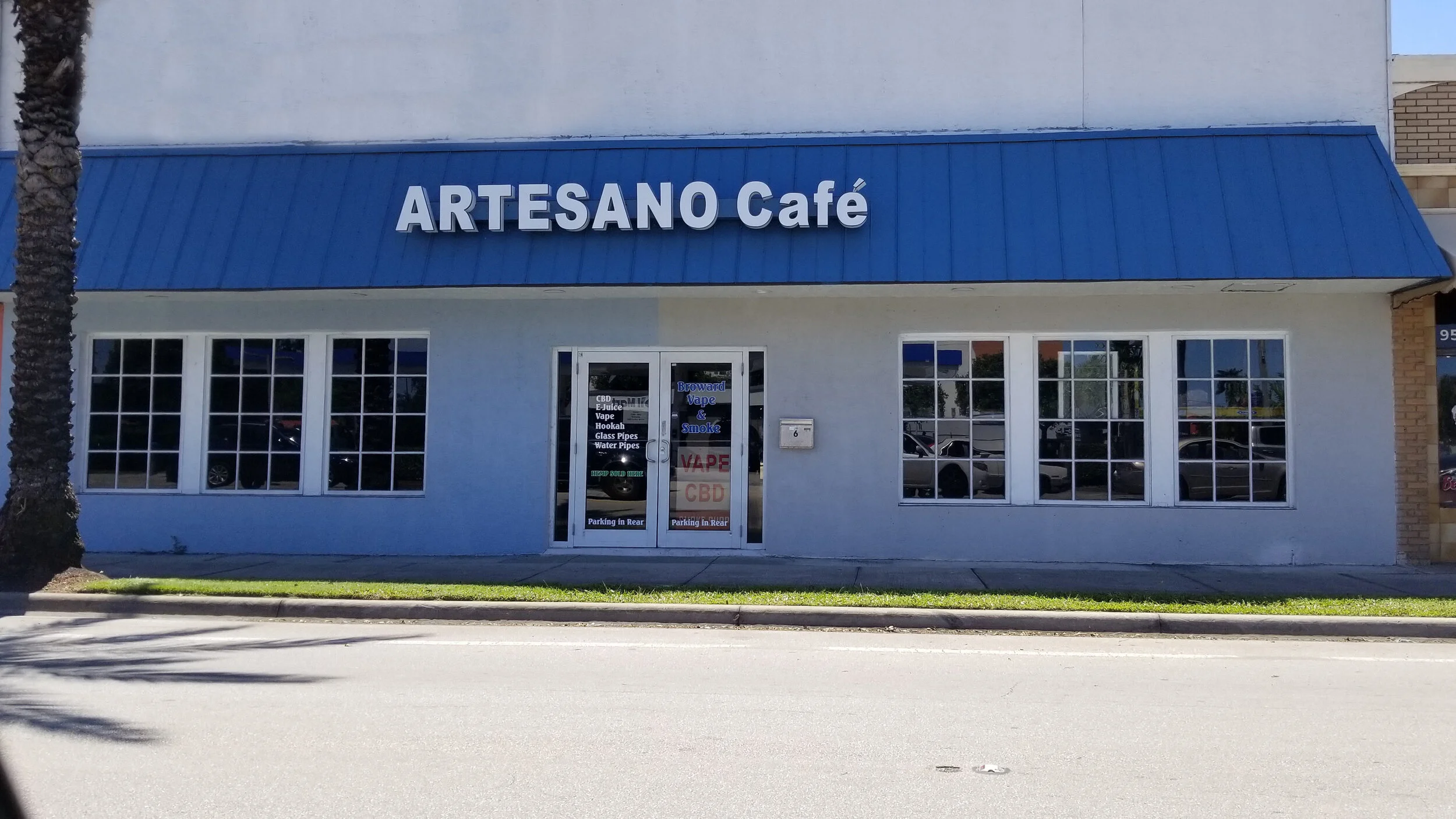 About — Artesano Cafe & Lounge