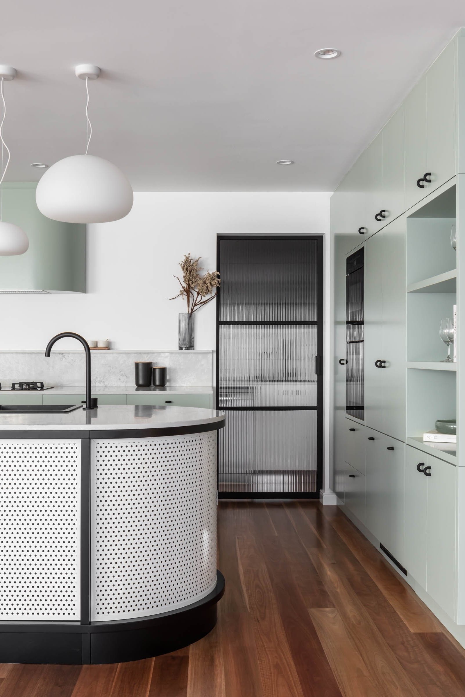 Lushland - Compose Studio