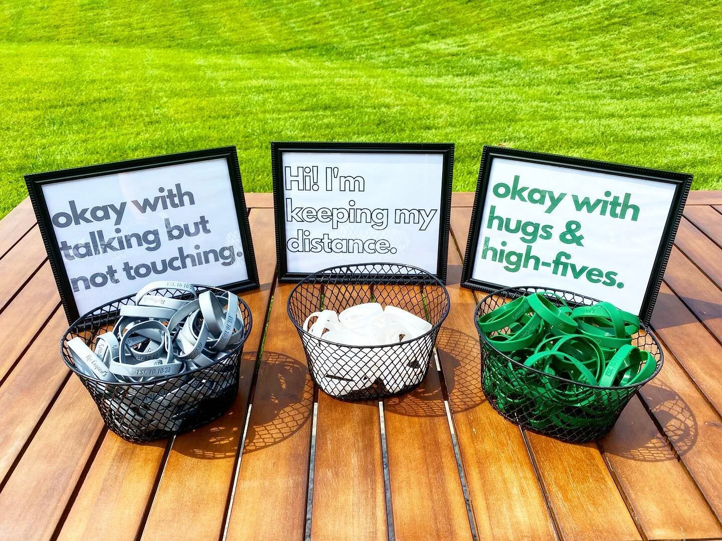 Social Distancing Wristband Kits | Shipping Nationwide — Boxwood Rose