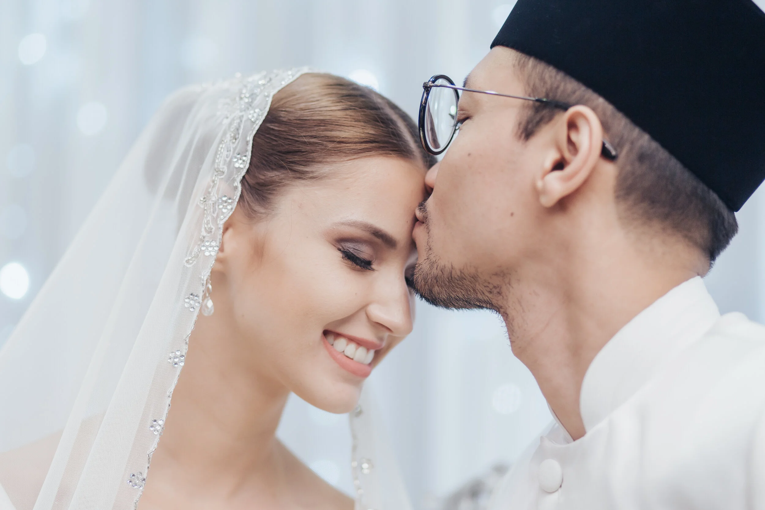 Colossal Weddings | Singapore Wedding Photographers