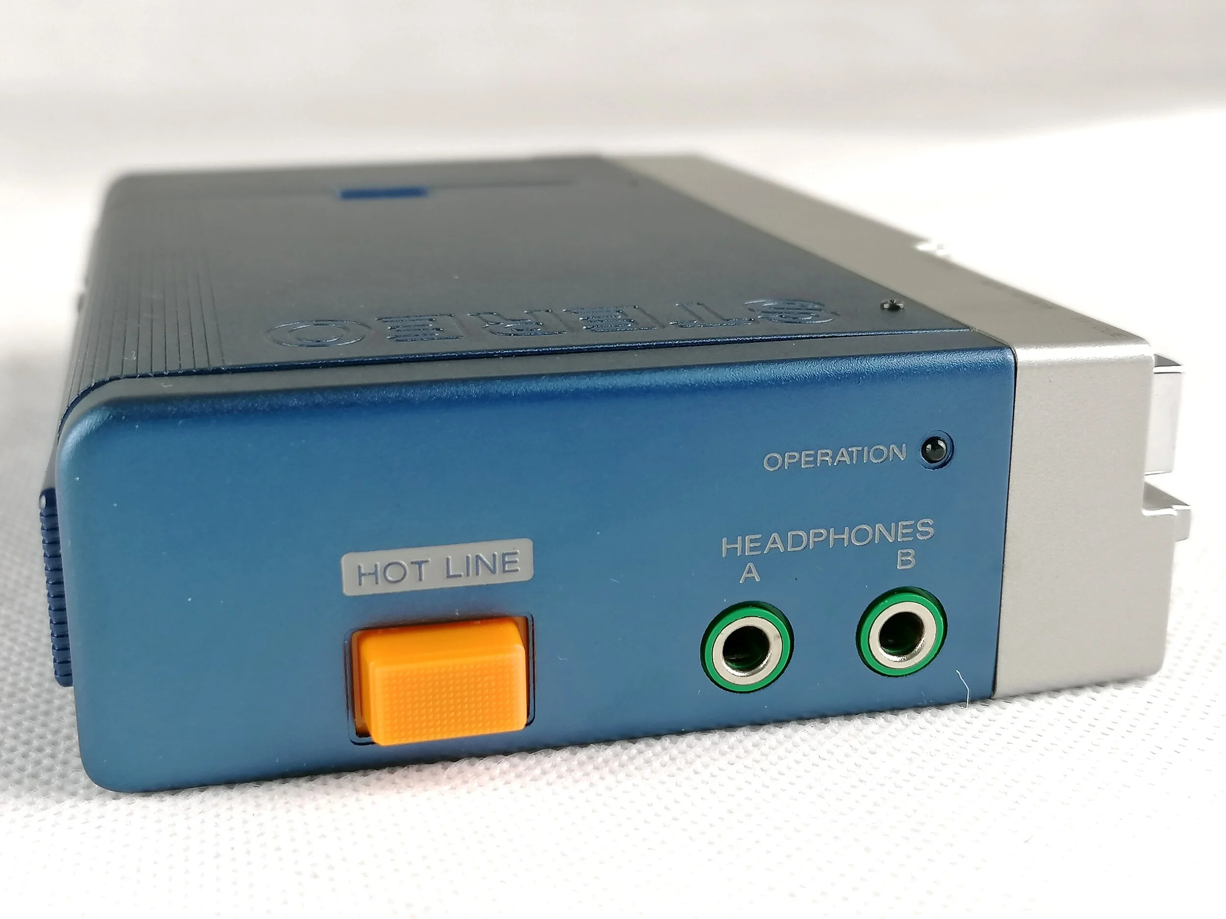 The First Walkman - Sony TPS-L2 Stowaway - Immaculate with Box - ICONIC ...