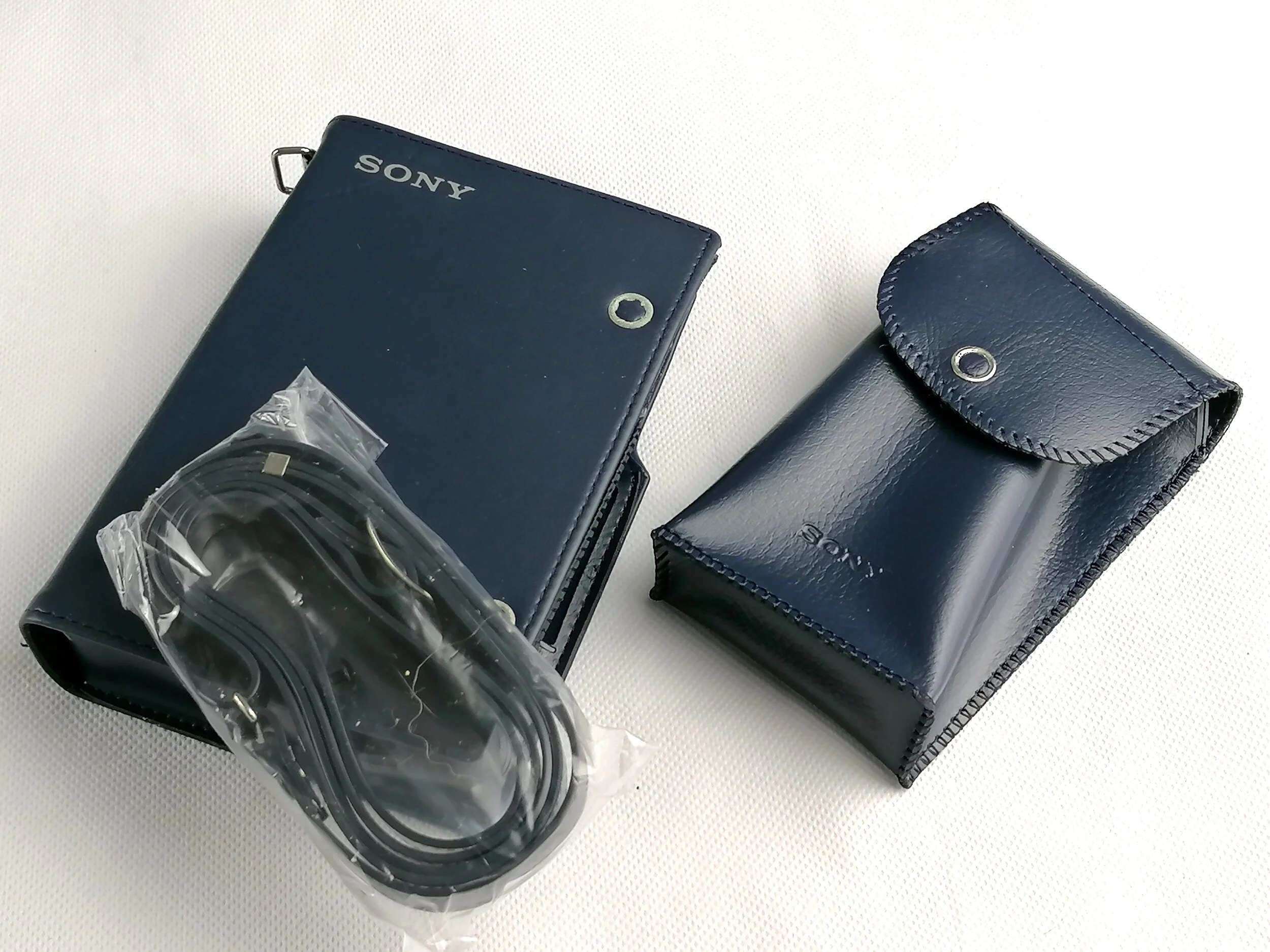 The First Walkman - Sony TPS-L2 Stowaway - Immaculate with Box - ICONIC ...