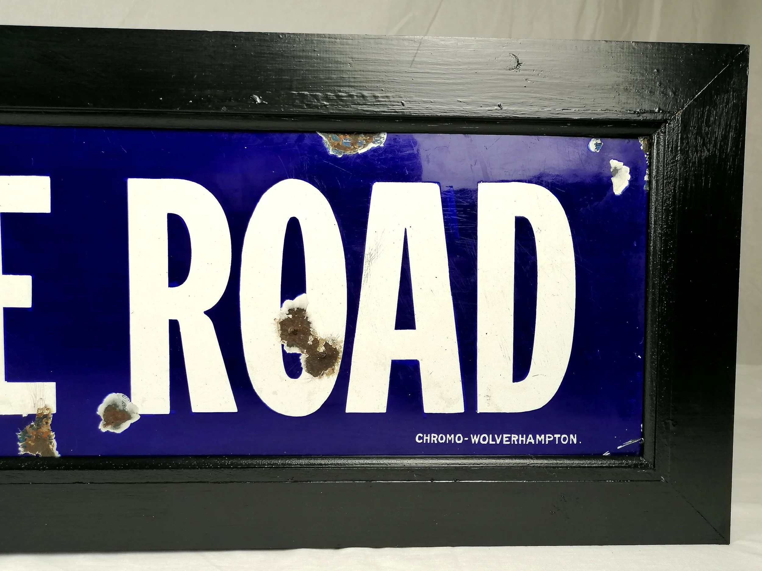 ICONIC Antiques | Cool Old Stuff