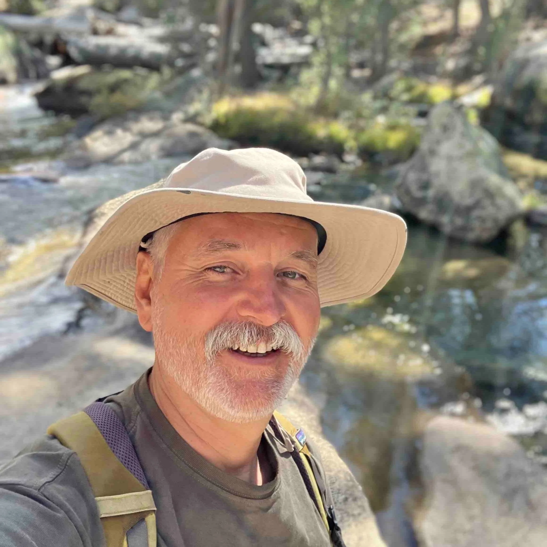 Roberto Chávez — Pelagios Kakunja