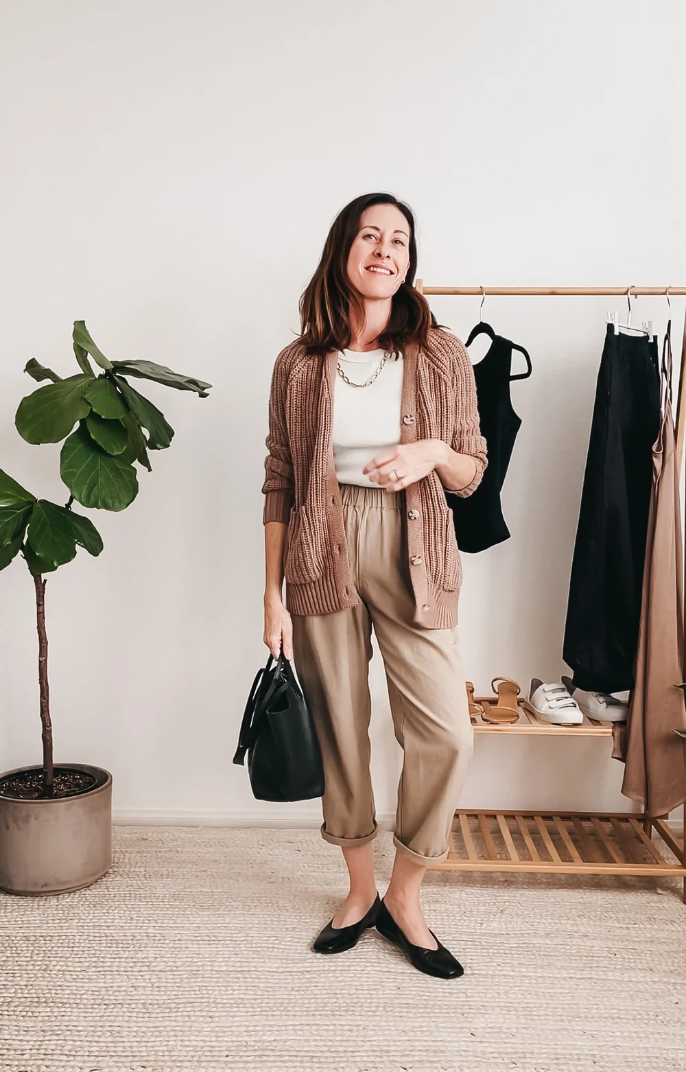 Fall Capsule Wardrobe with ABLE - 12 Outfits with 3 Bottoms | Art In ...