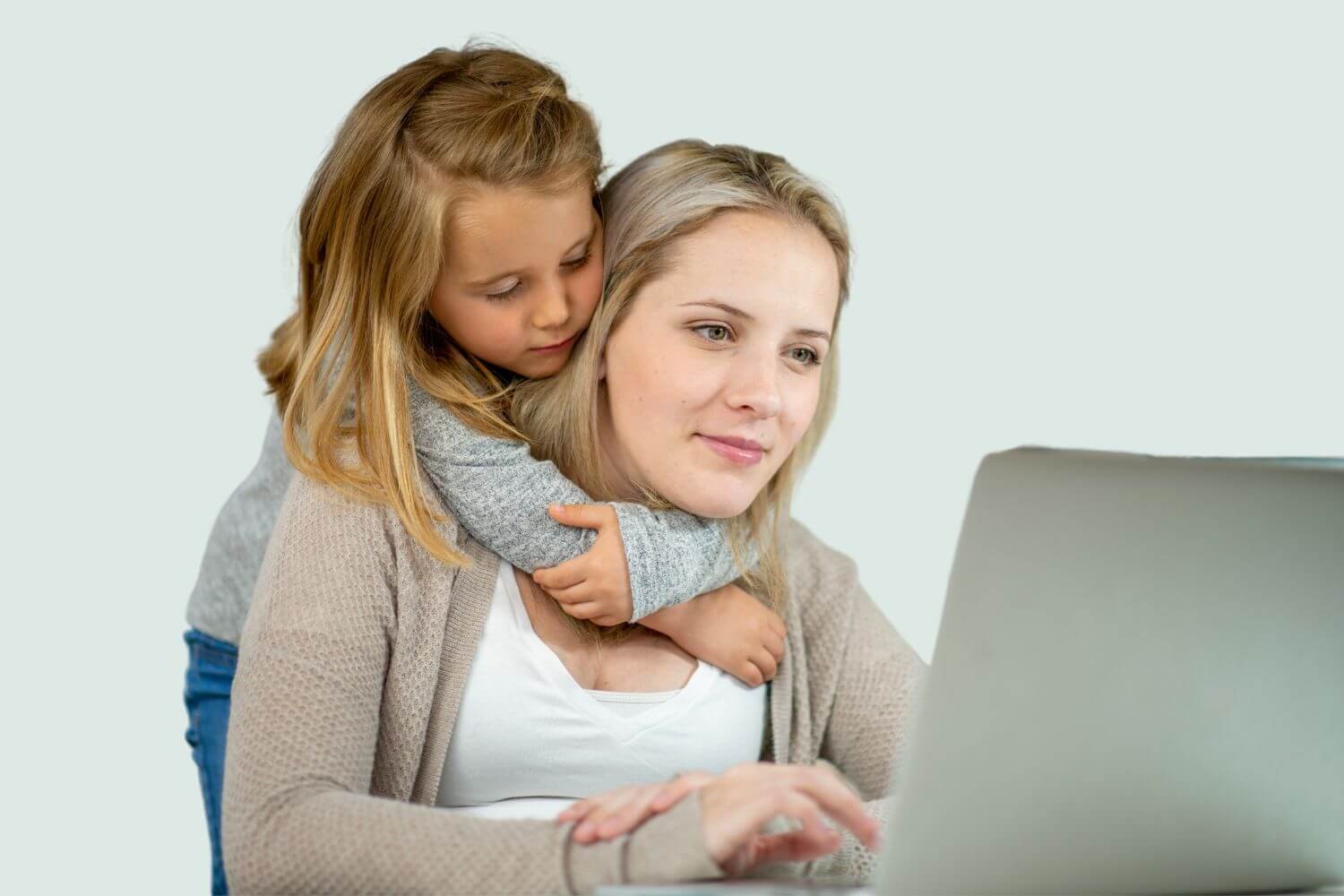 40 Relatable Working Mom Quotes For Hardworking Women