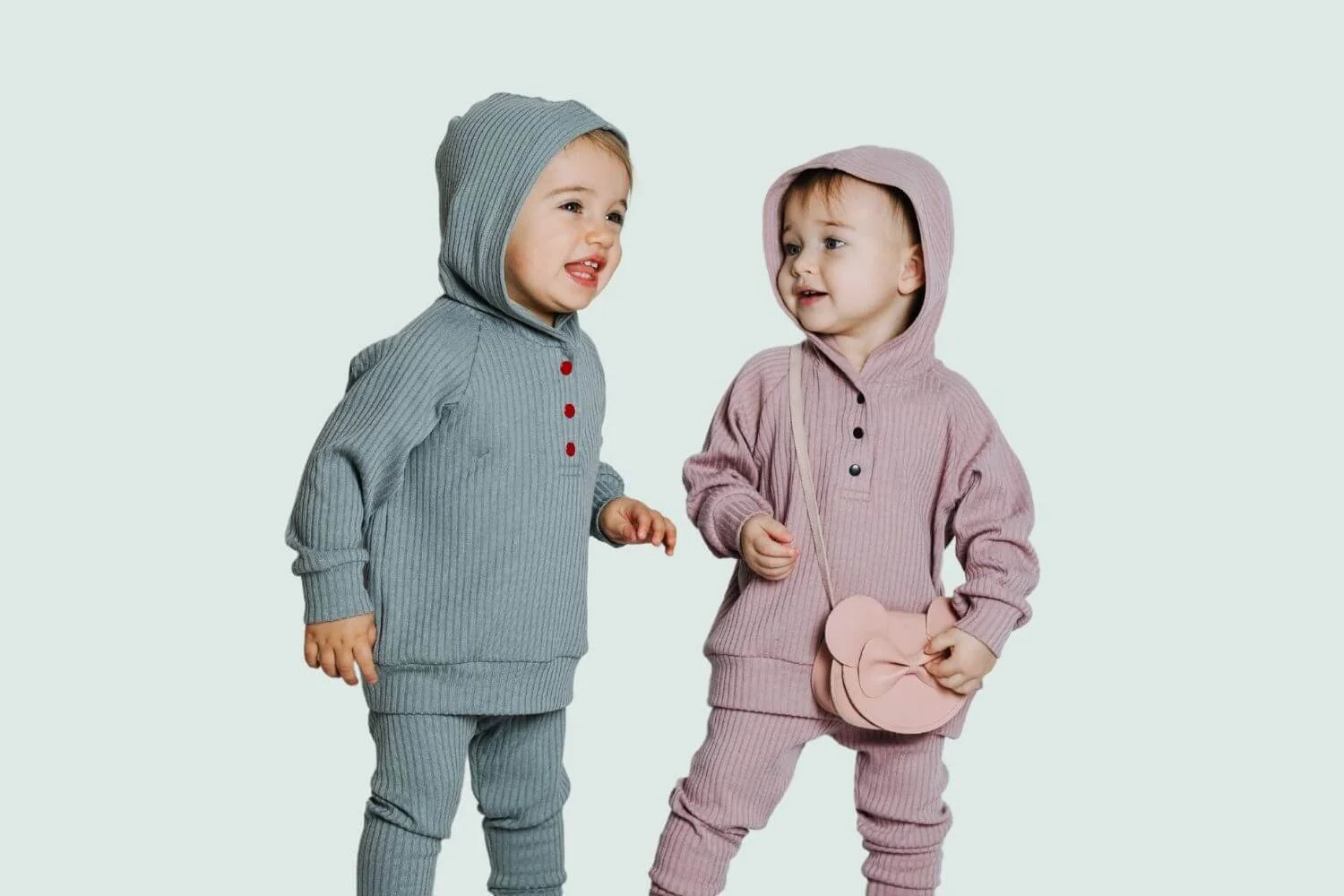 132 Best Gender Neutral Baby Names (With Nicknames & Meanings)
