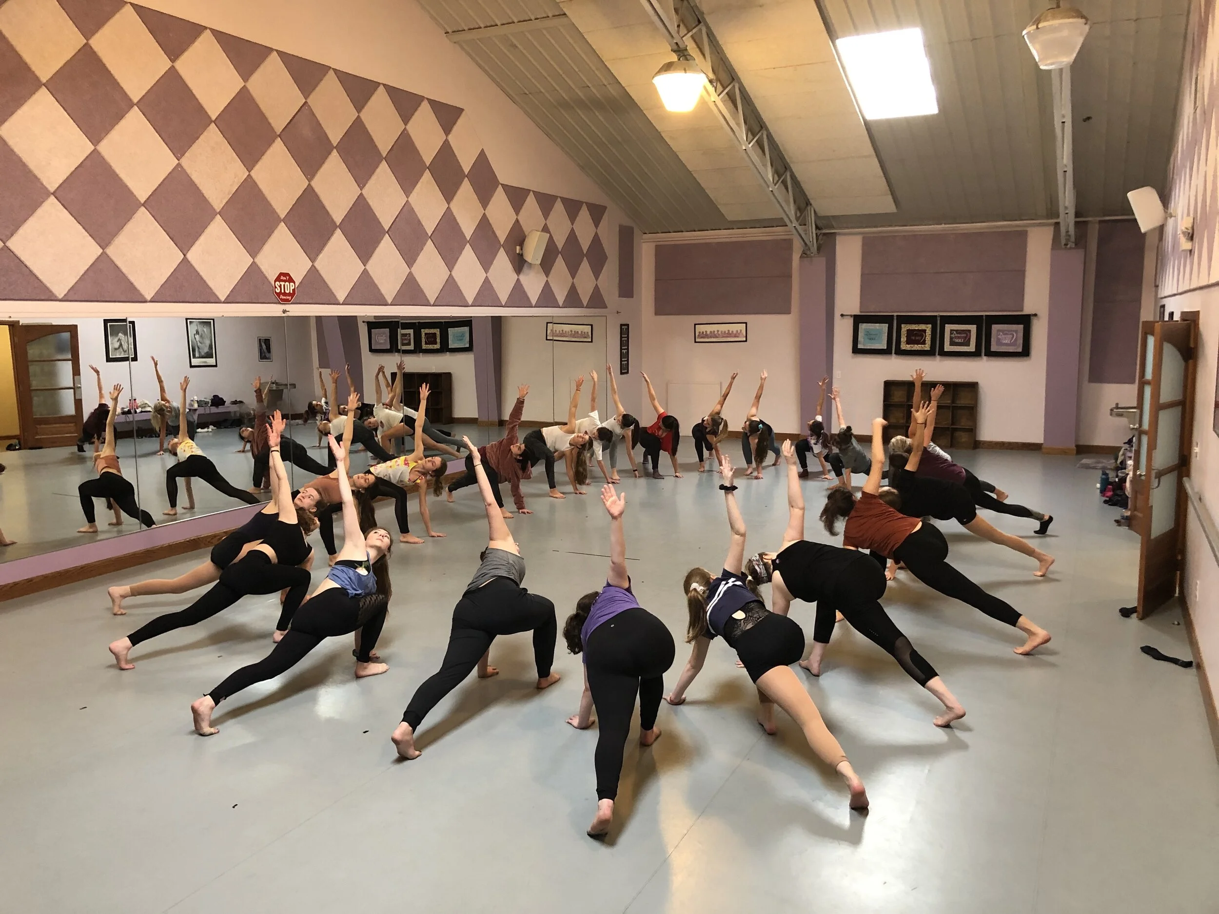 PHOTOS — Sue Hewitt Dance Studio
