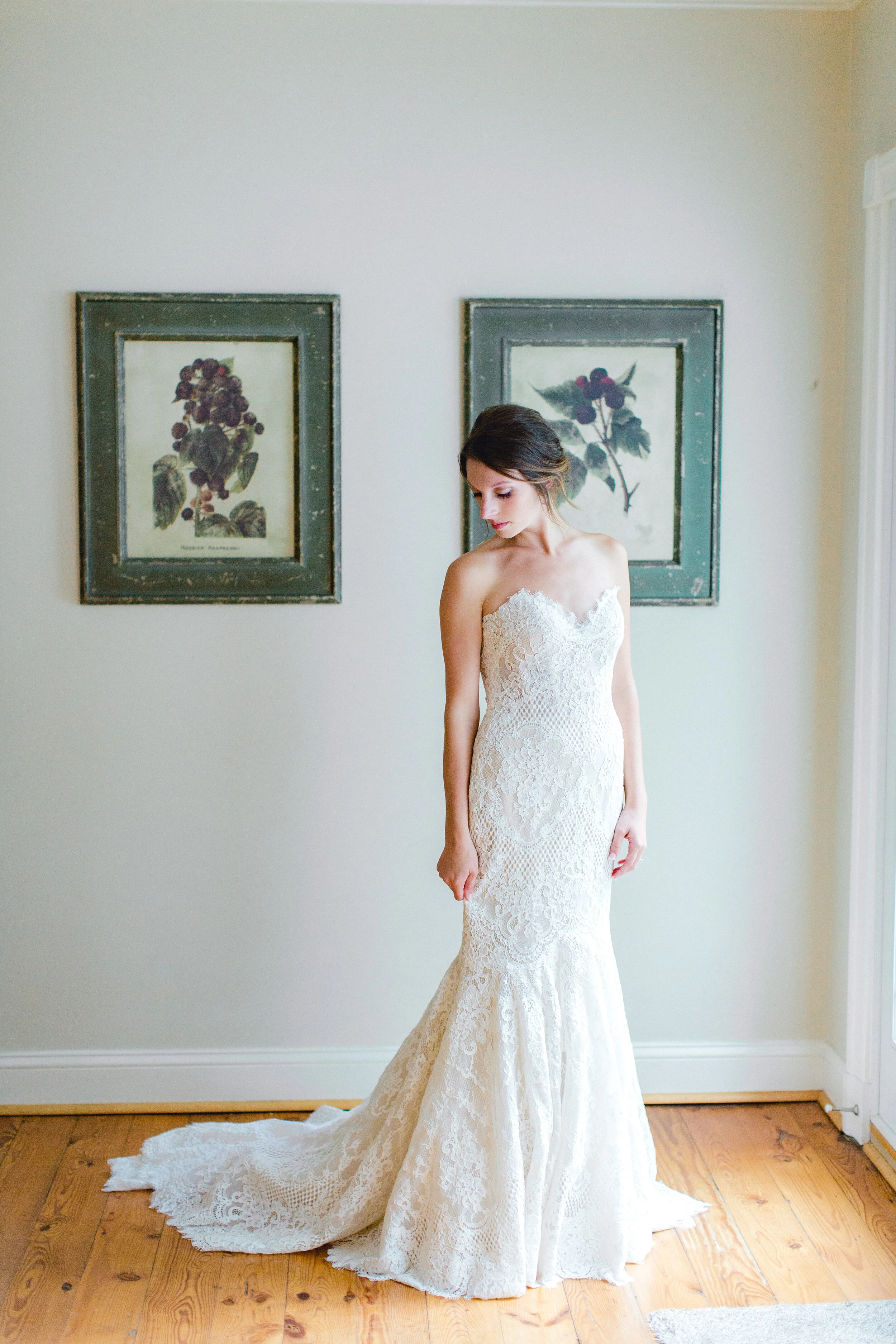 Online wedding dress consignment 60 photos - Astyledwedding.com