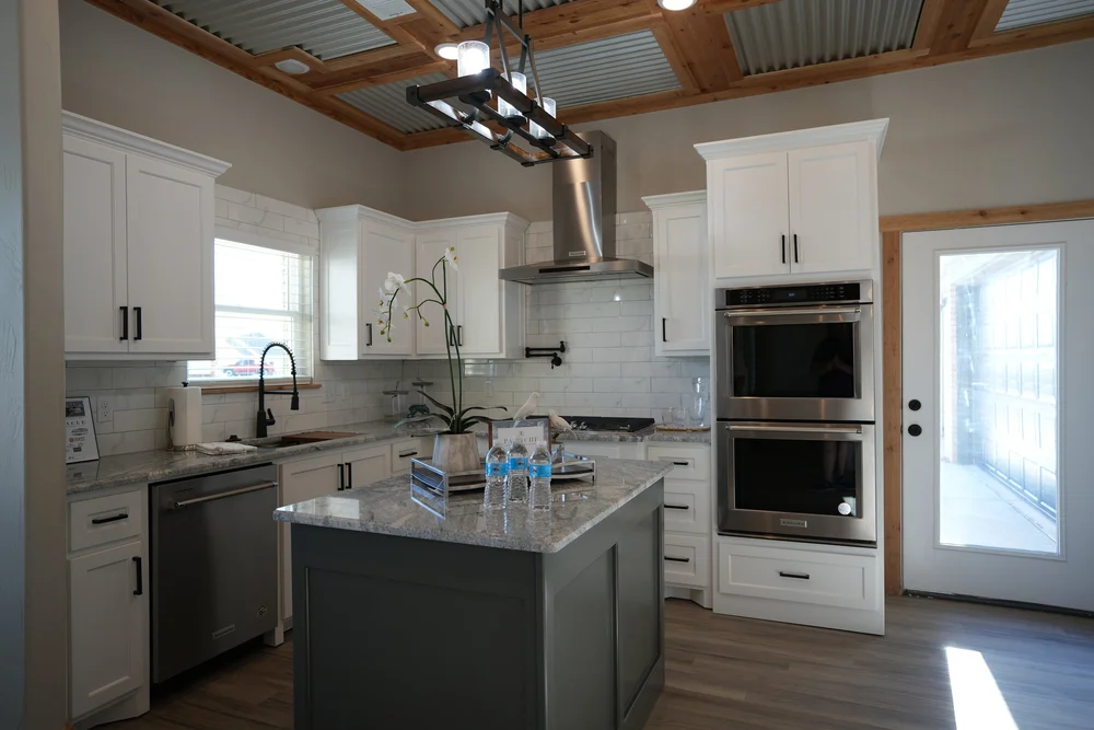 BARNDOS — Rick Looby Homes | Amarillo TX Lease Homes