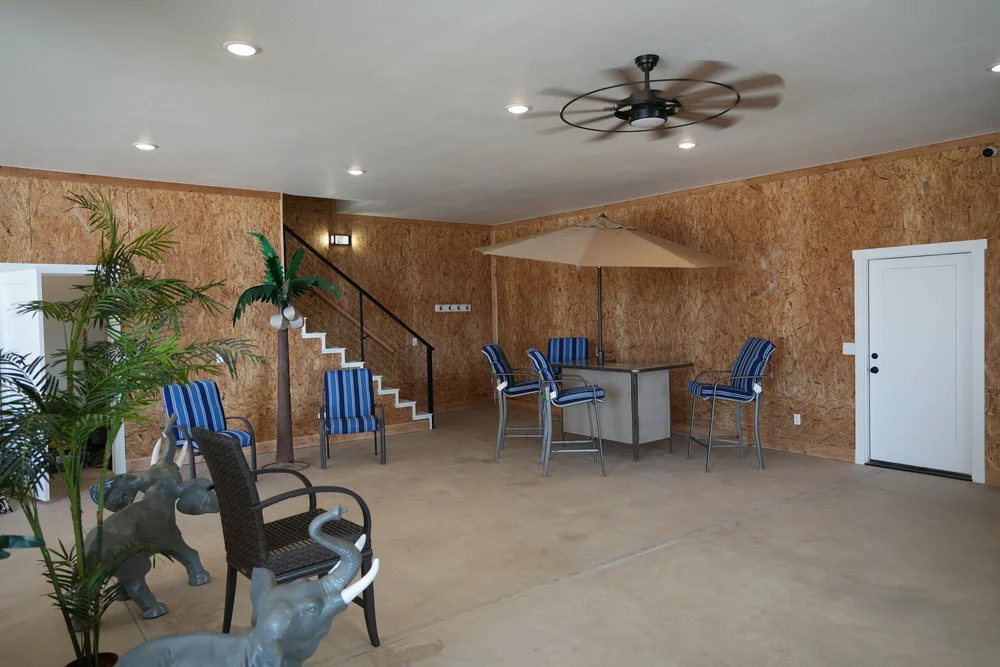 BARNDOS — Rick Looby Homes | Amarillo TX Lease Homes