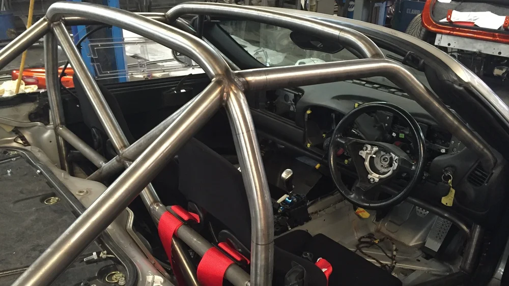 Bespoke Roll Cages — Robinson Race Cars