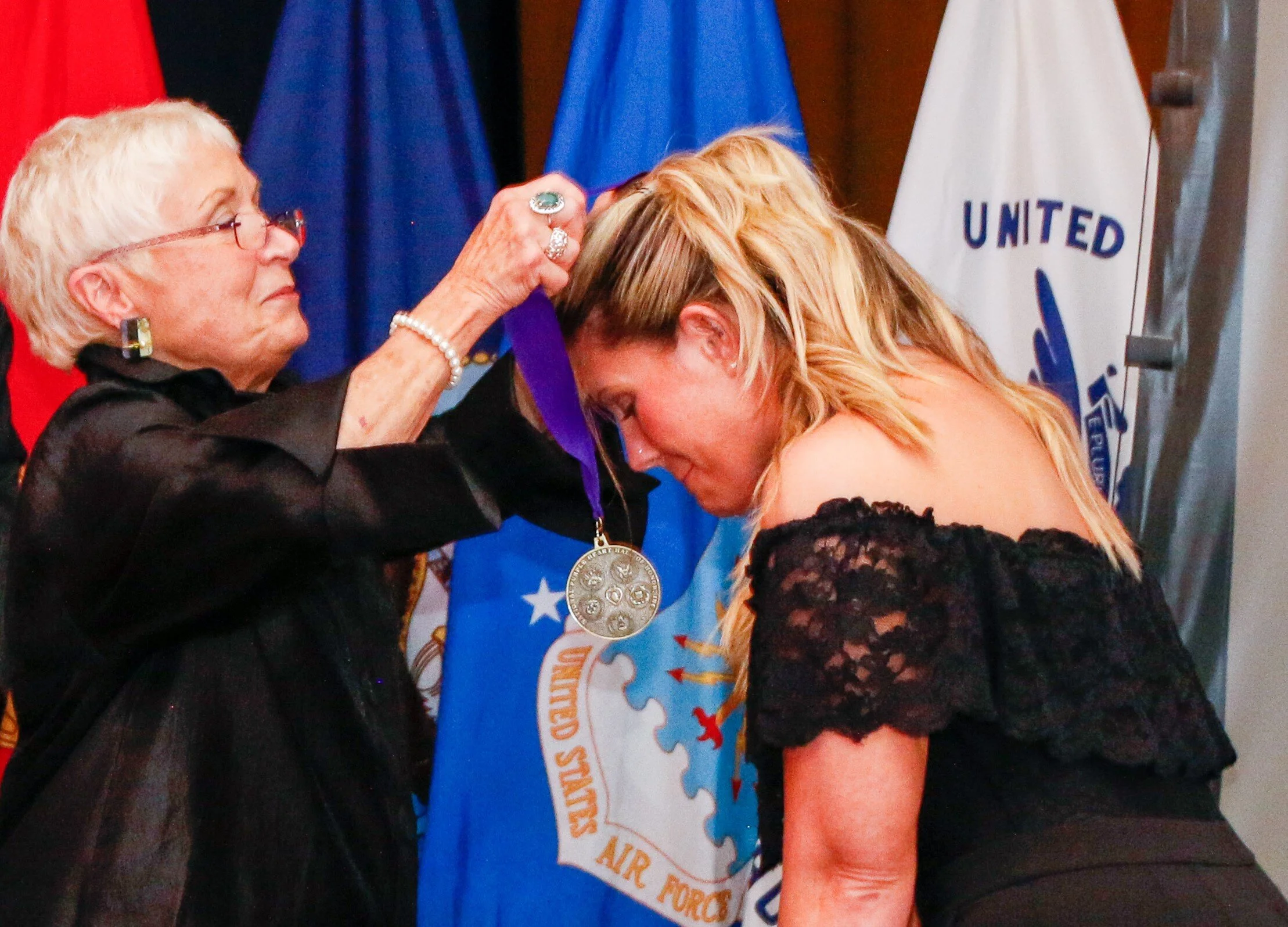 U.S. Army Gen. (Ret.) Perkins, U.S. Marine Corps CPL Leavey to Receive ...