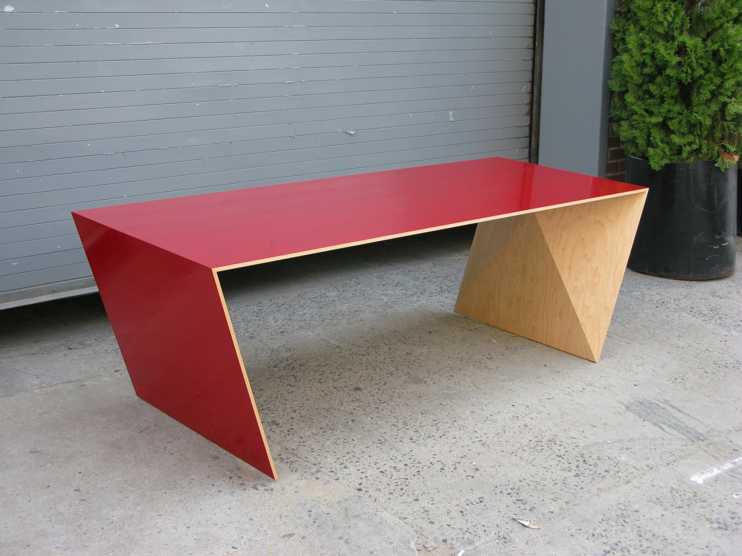 Wedge Table — takeshi miyakawa design