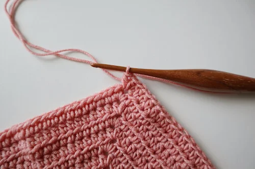 How to Crochet a Raglan - Beginner Series — Coffee & Crocheting