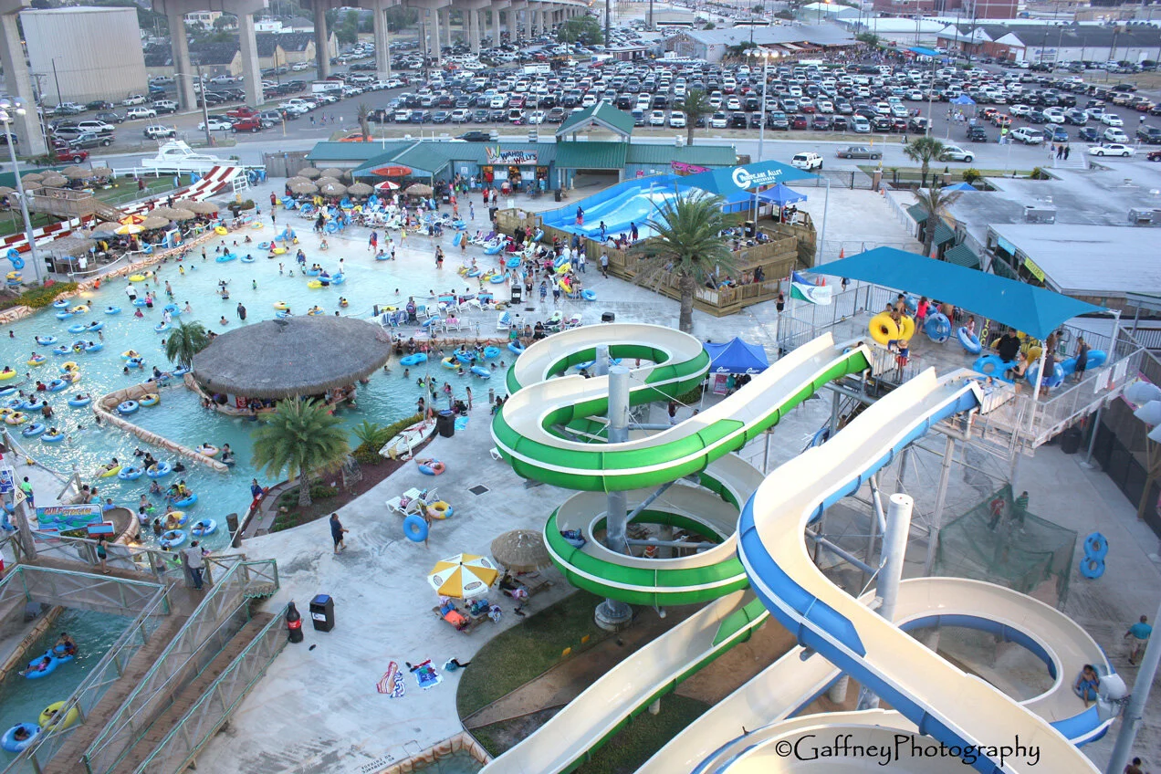 Hurricane Alley Photos — Hurricane Alley Waterpark
