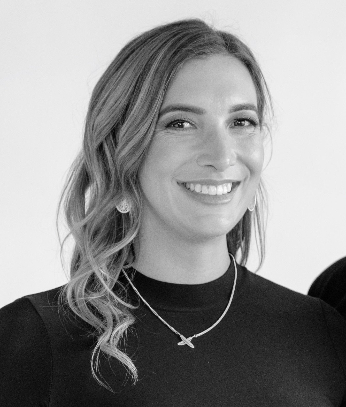 THE TEAM — SHARE THE KNOWLEDGE