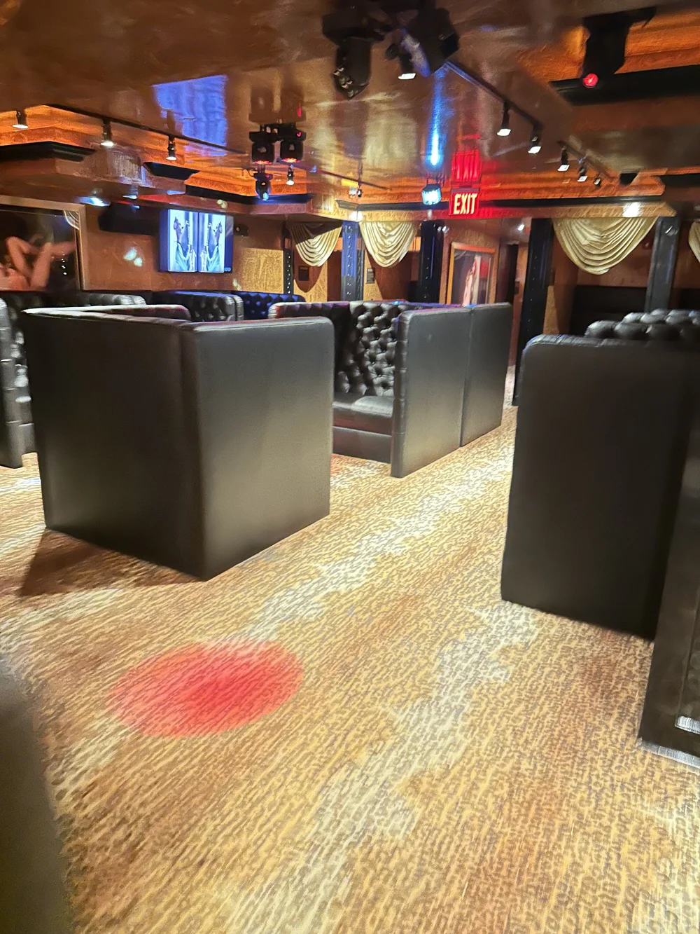 Gallery — Le Rouge Lounge, aka Lido Lounge