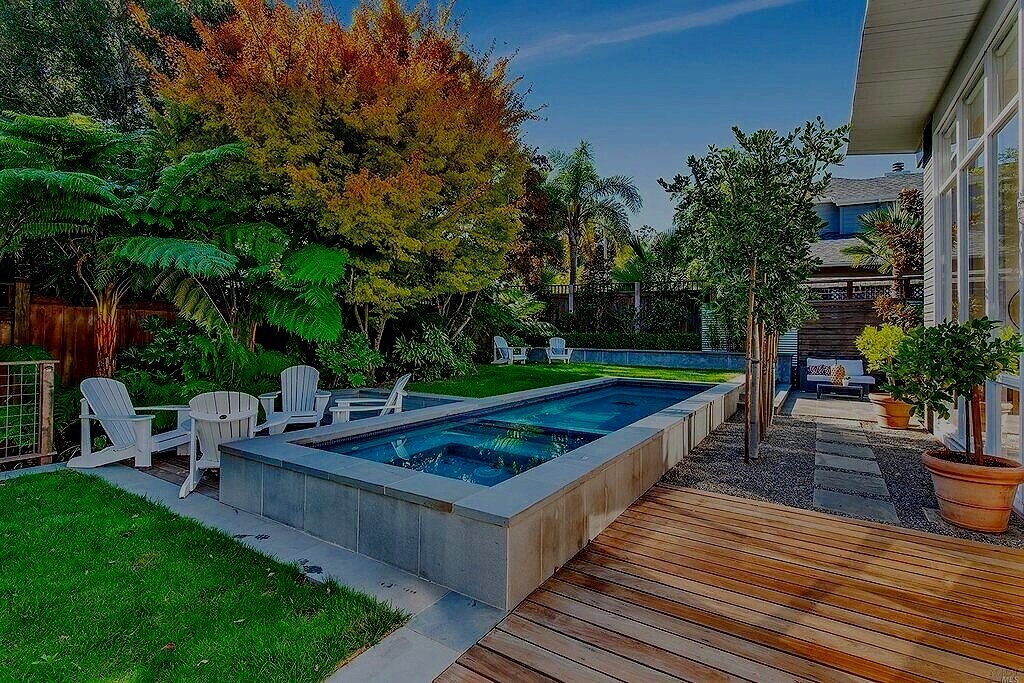 Sara Downs — Marin County Luxury Real Estate