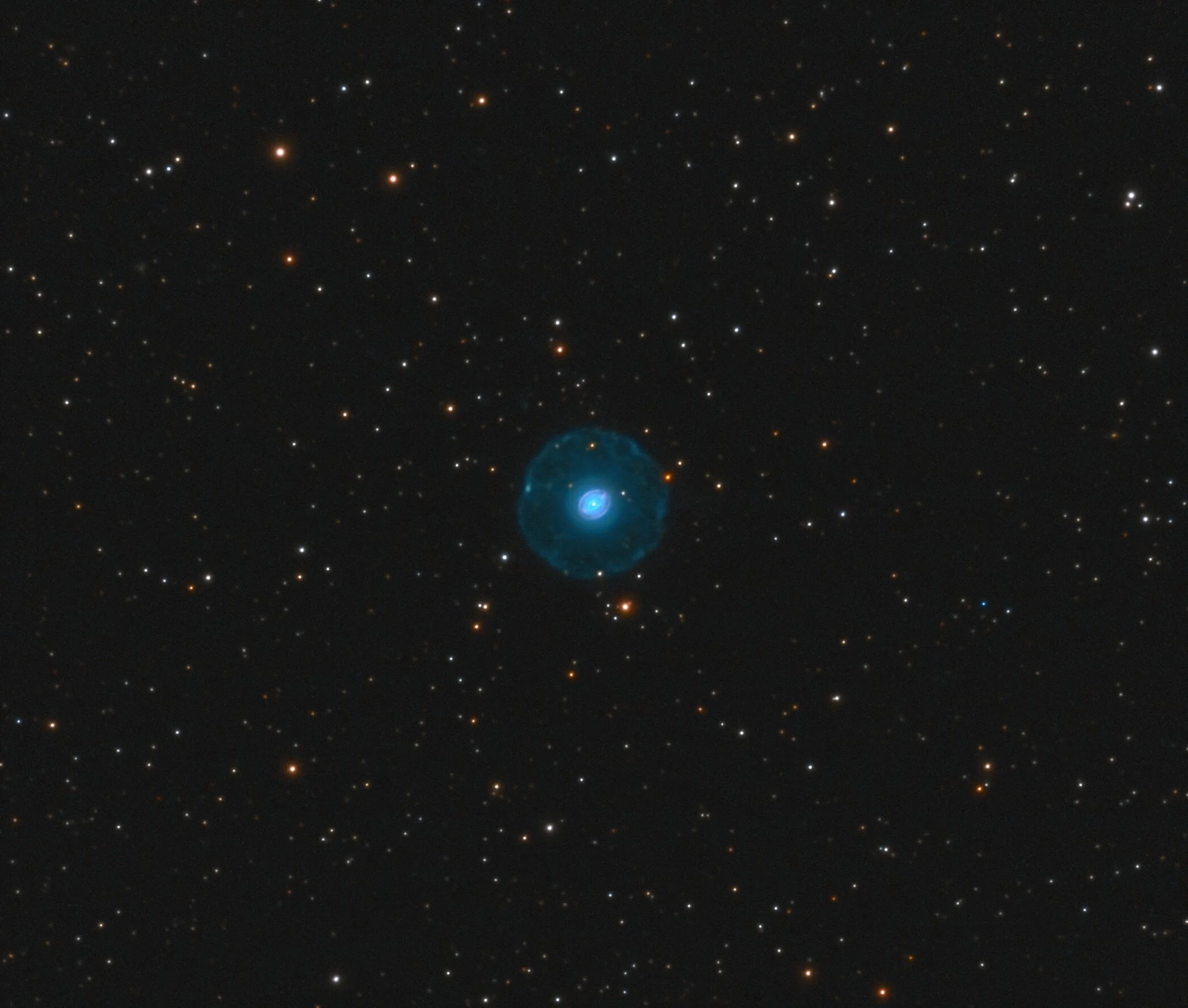 The Blinking Nebula, NGC 6826 (Caldwell 15, PK 83+12.1) — AAPOD2.COM
