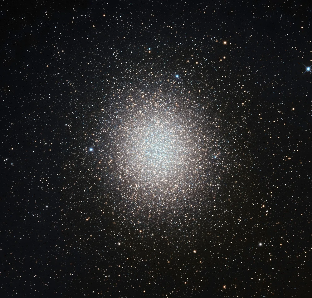 Omega Centauri — AAPOD2.COM