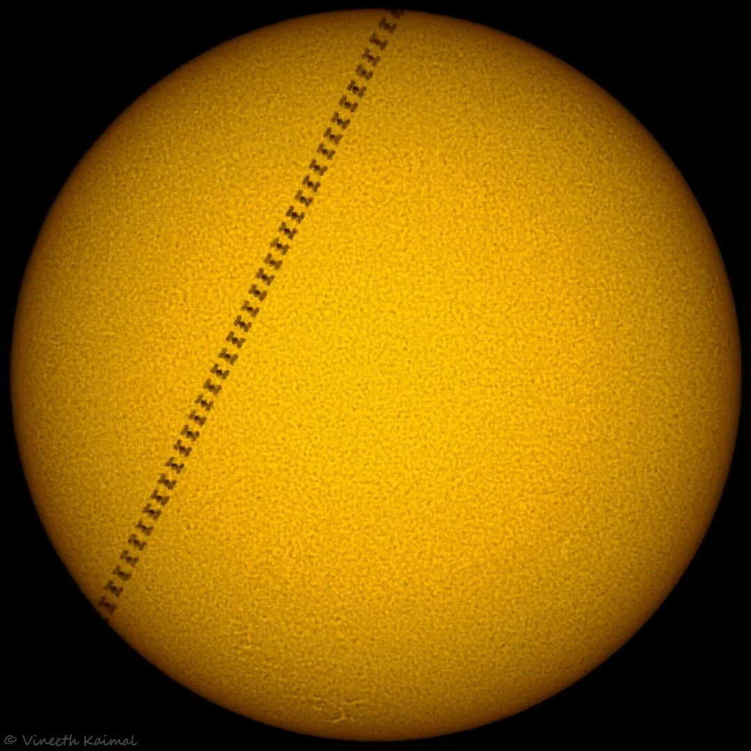 ISS Solar Transit — AAPOD2.COM
