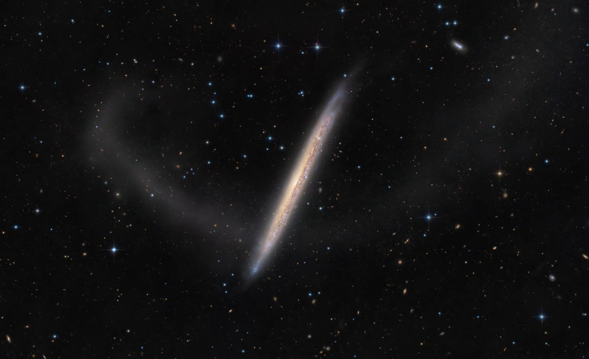 NGC 5907 – The Splinter Galaxy and its Ghostly Arc — AAPOD2.COM