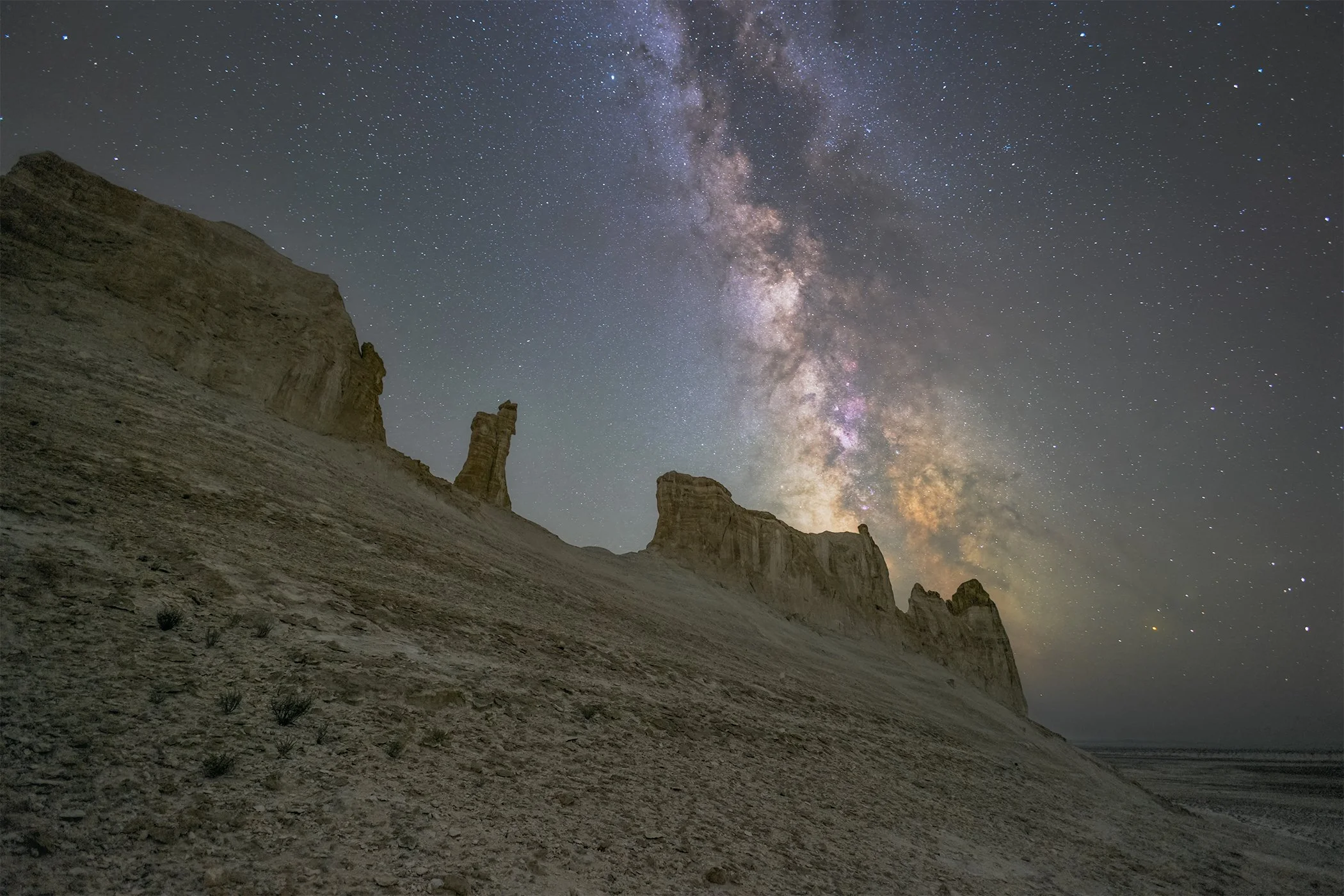 Milky Way Over Aktau Mangystau Kazakhstan — AAPOD2.COM