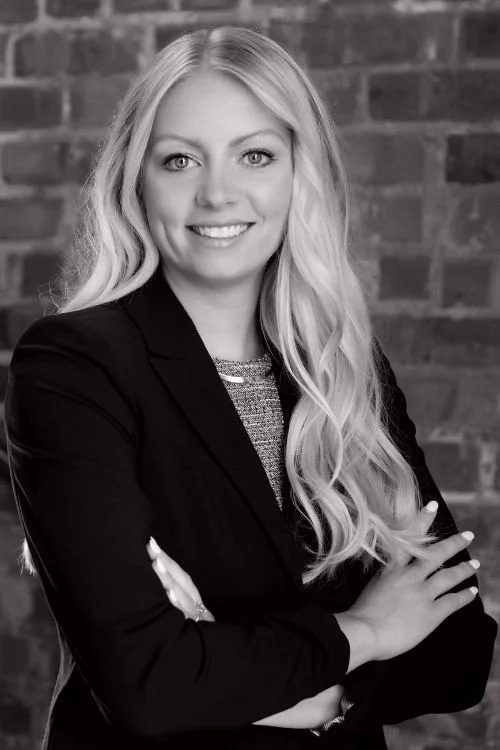 Elizabeth Longcor — CashattWarren Family Law | Iowa Divorce & Family ...