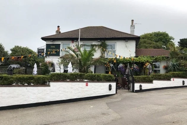 Sea And Do — Blue Dog Glamping & Art