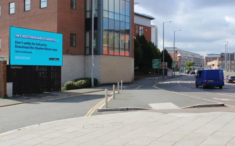 Case Study | Student Beans| OOH Campaign - Billboard Advertising - One Day