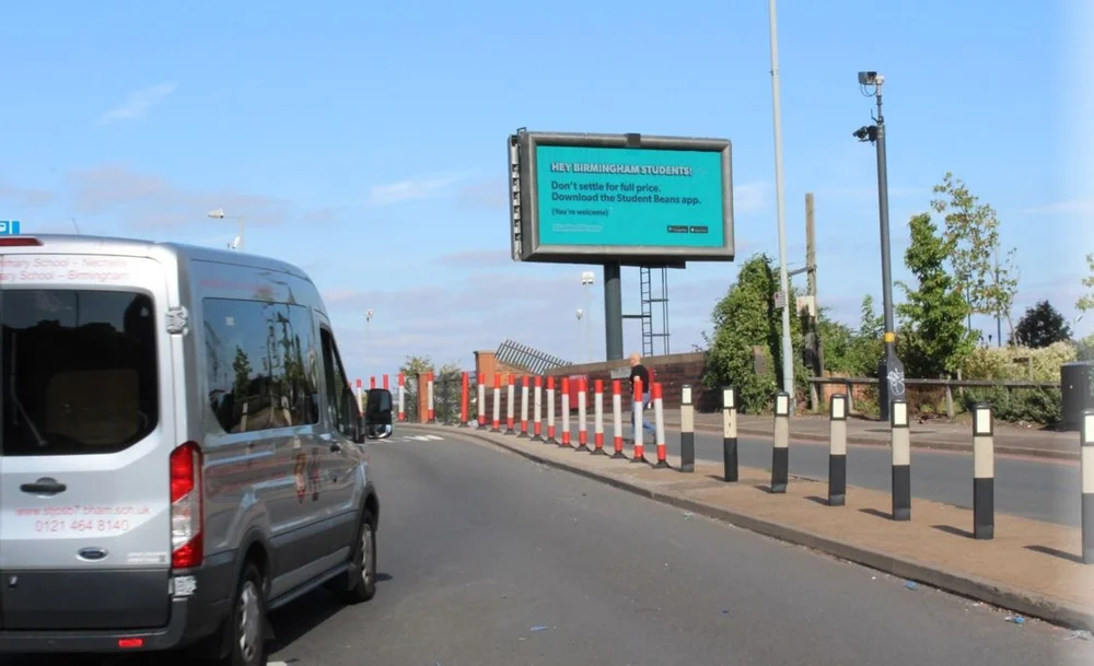 Case Study | Student Beans| OOH Campaign - Billboard Advertising - One Day