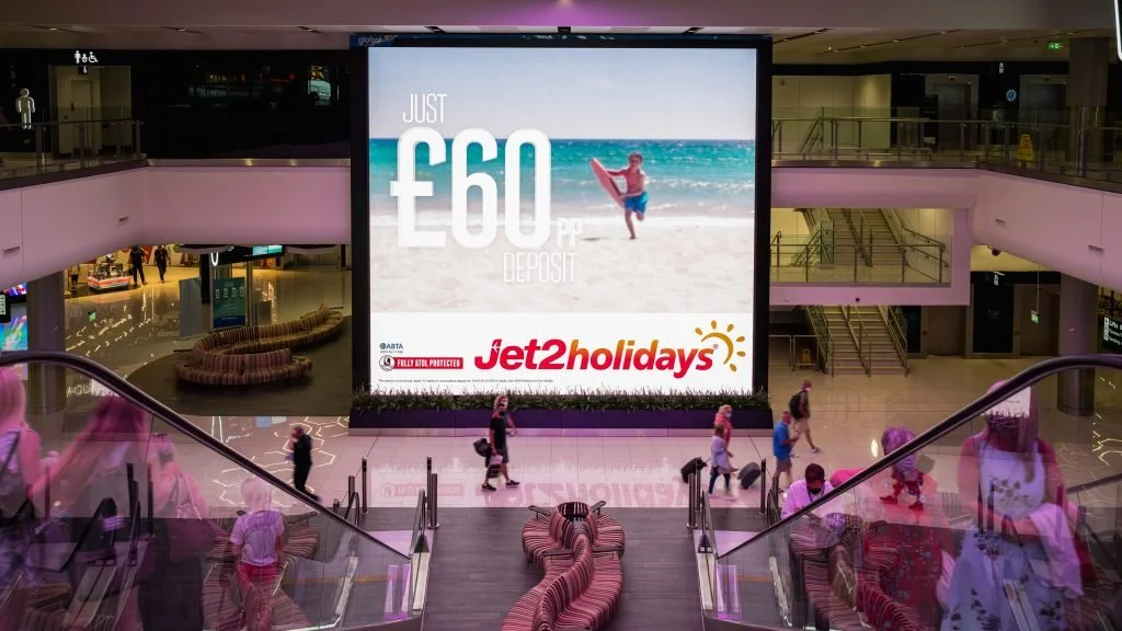 Airport Advertising Agency > Airport Digital Marketing - One Day