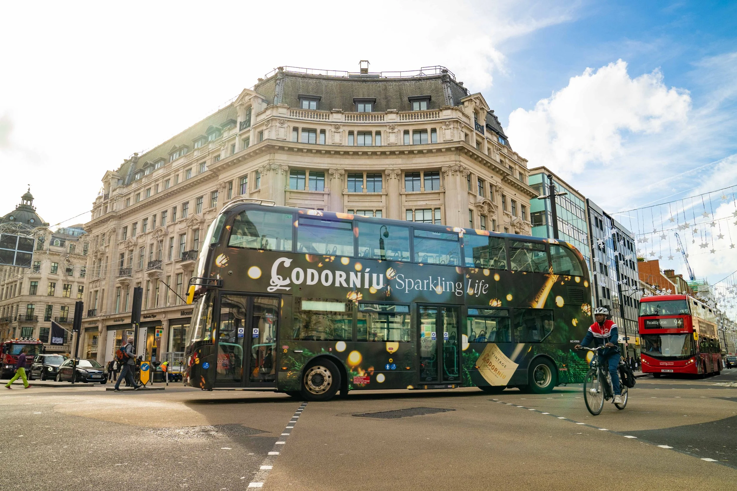 Bus Advertising Agency > Advertise on buses - One Day