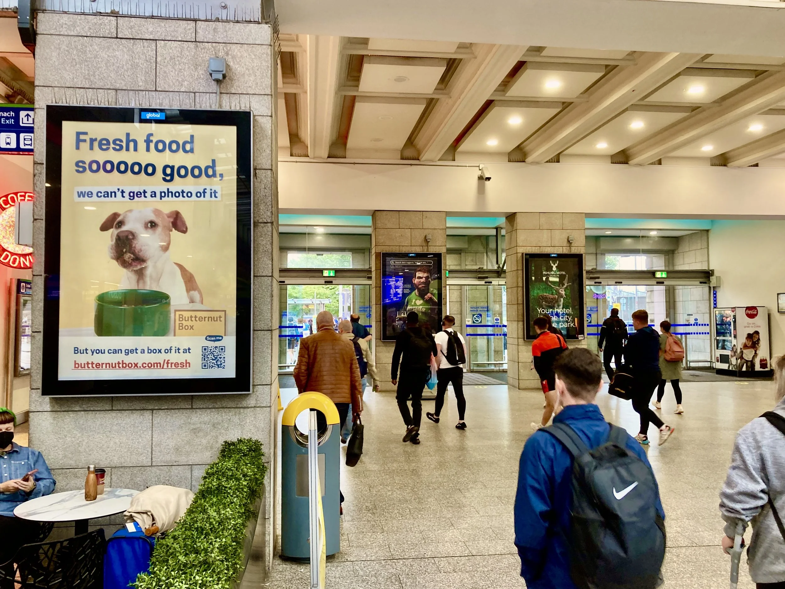 The Best OOH Campaigns by One Day Agency > One Day Agency