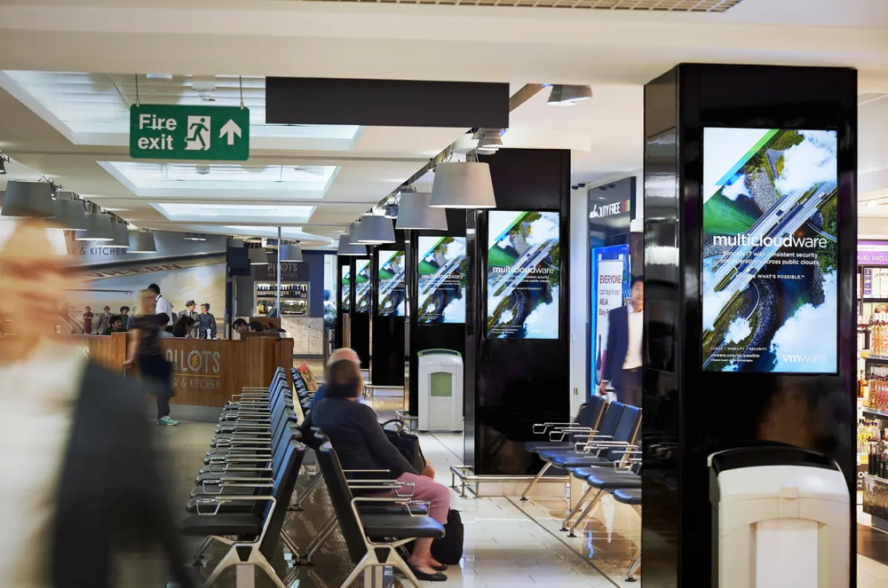 Airport Advertising Agency > Airport Digital Marketing - One Day