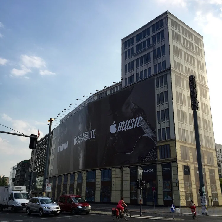 Europe’s Biggest Billboards > Where are the largest billboards in ...